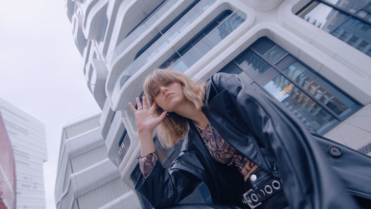 Punchy style, 36 looks | ACIDBITE