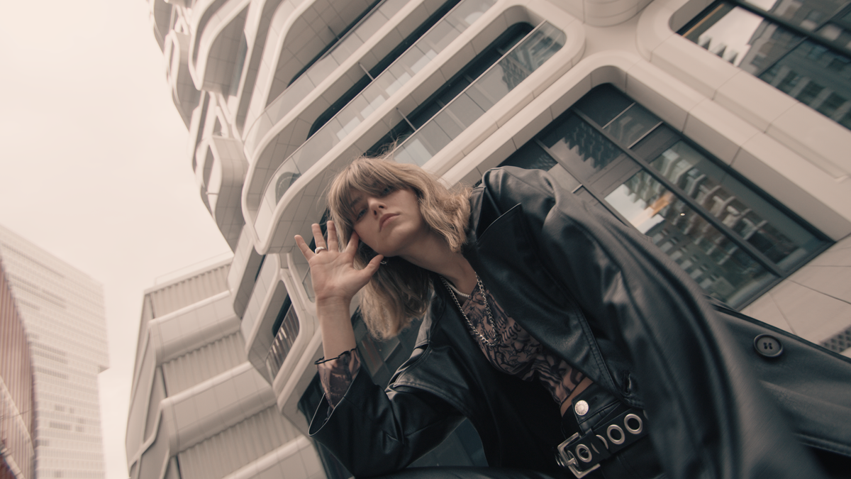 Punchy style, 36 looks | ACIDBITE